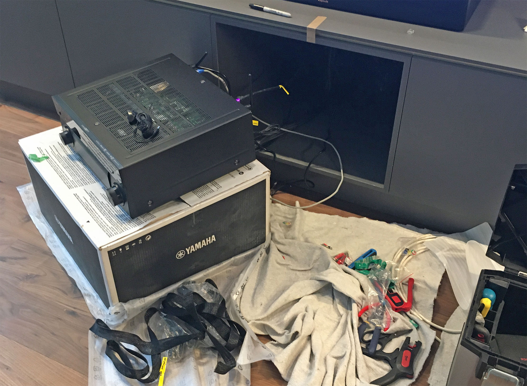 AV-ресивер Yamaha RX-A1080